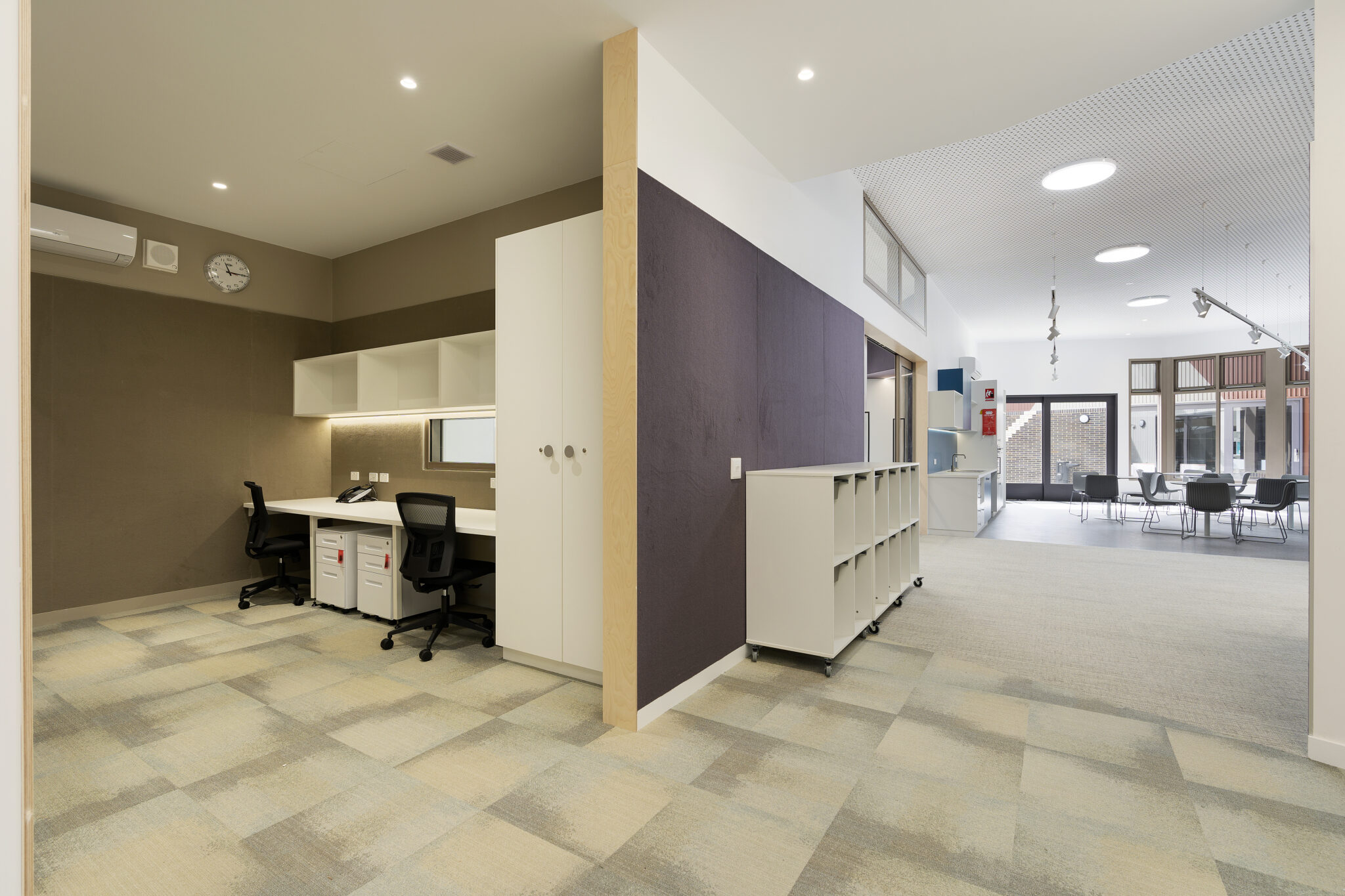 Understanding the Difference Between Natural and Artificial Light ...